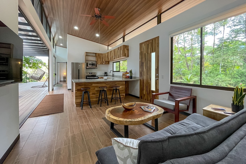 Casa Henaway - Savegre de Aguirre