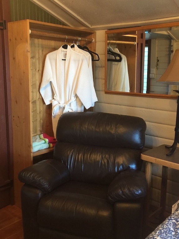 Ravenwood At Saratoga Beach Hot Tub ! - Vancouver Island