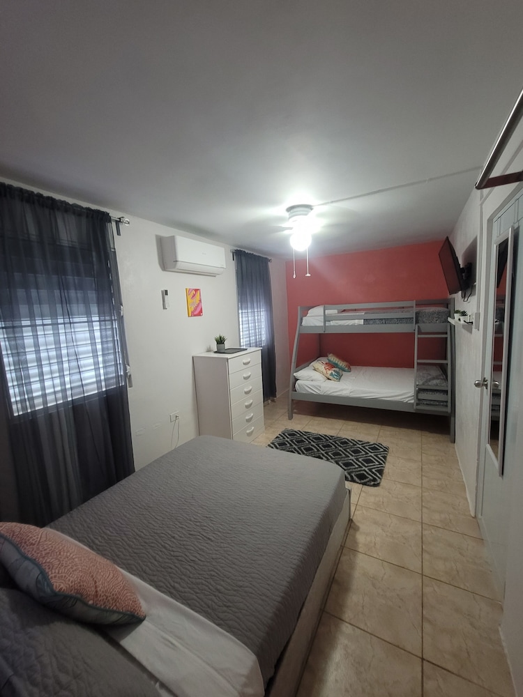 Apt w/ Pool Deck & Games, 5 mins From The Beach- CU - Coto | Vrbo