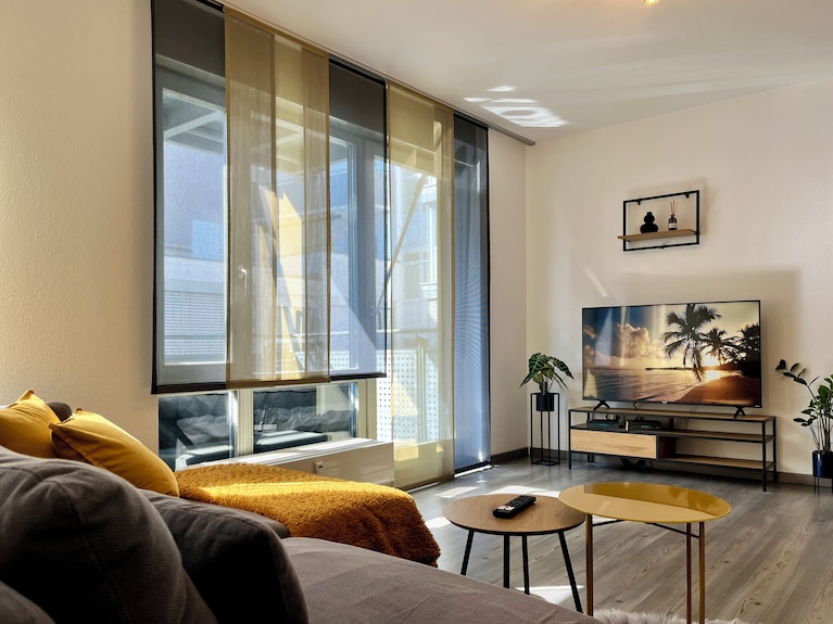 Kaiser-city-apartment | City Center | 2 Rooms | Balcony | Smart-tv - Karlsruhe