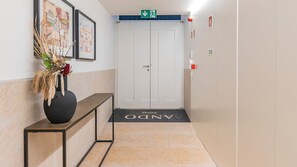 Apartamento Standard (1) | Entrada (vista interior)