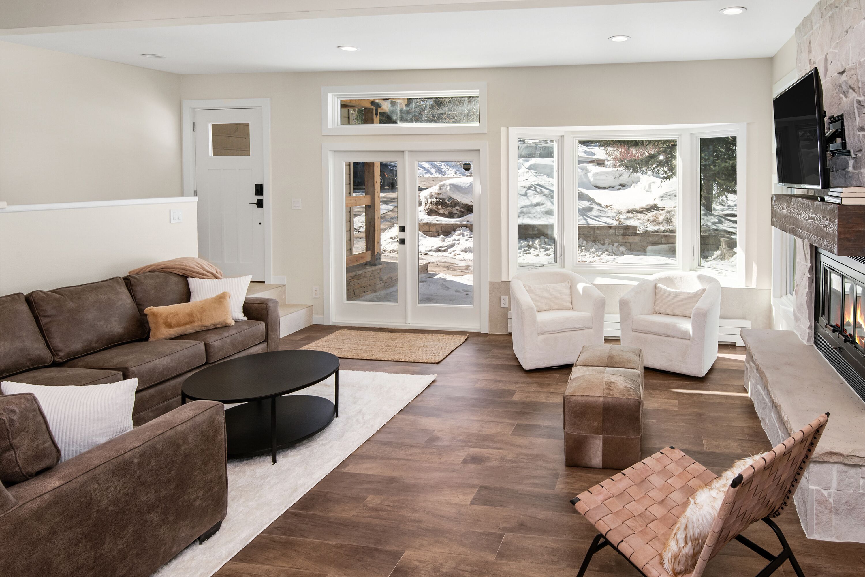 Luxury Duplex | Air Conditioning | Private Hot Tub | On Bus Loop - Edwards, CO