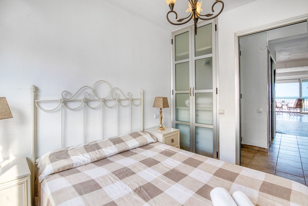 Apartamento "Puerto Denia" Con Vistas Al Mar Y Wi-fi - Dénia