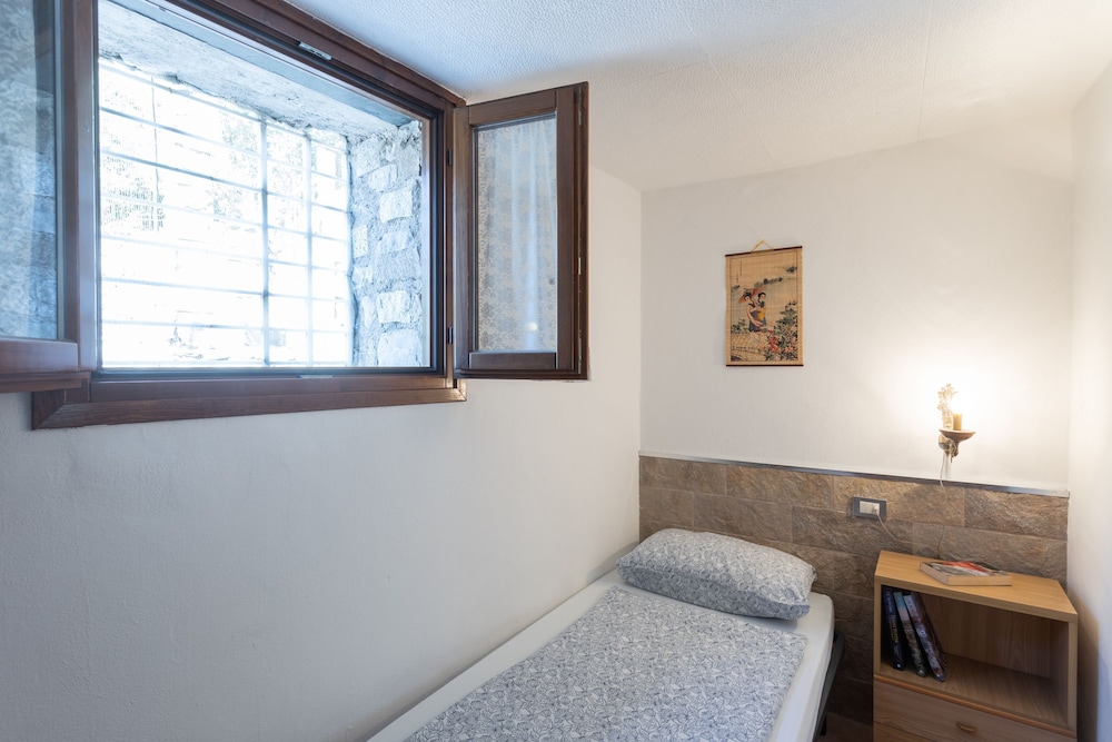Appartement 'Casa Rita App 4 A' Met Gedeeld Terras, Gedeelde Tuin En Wi-fi - Ledro