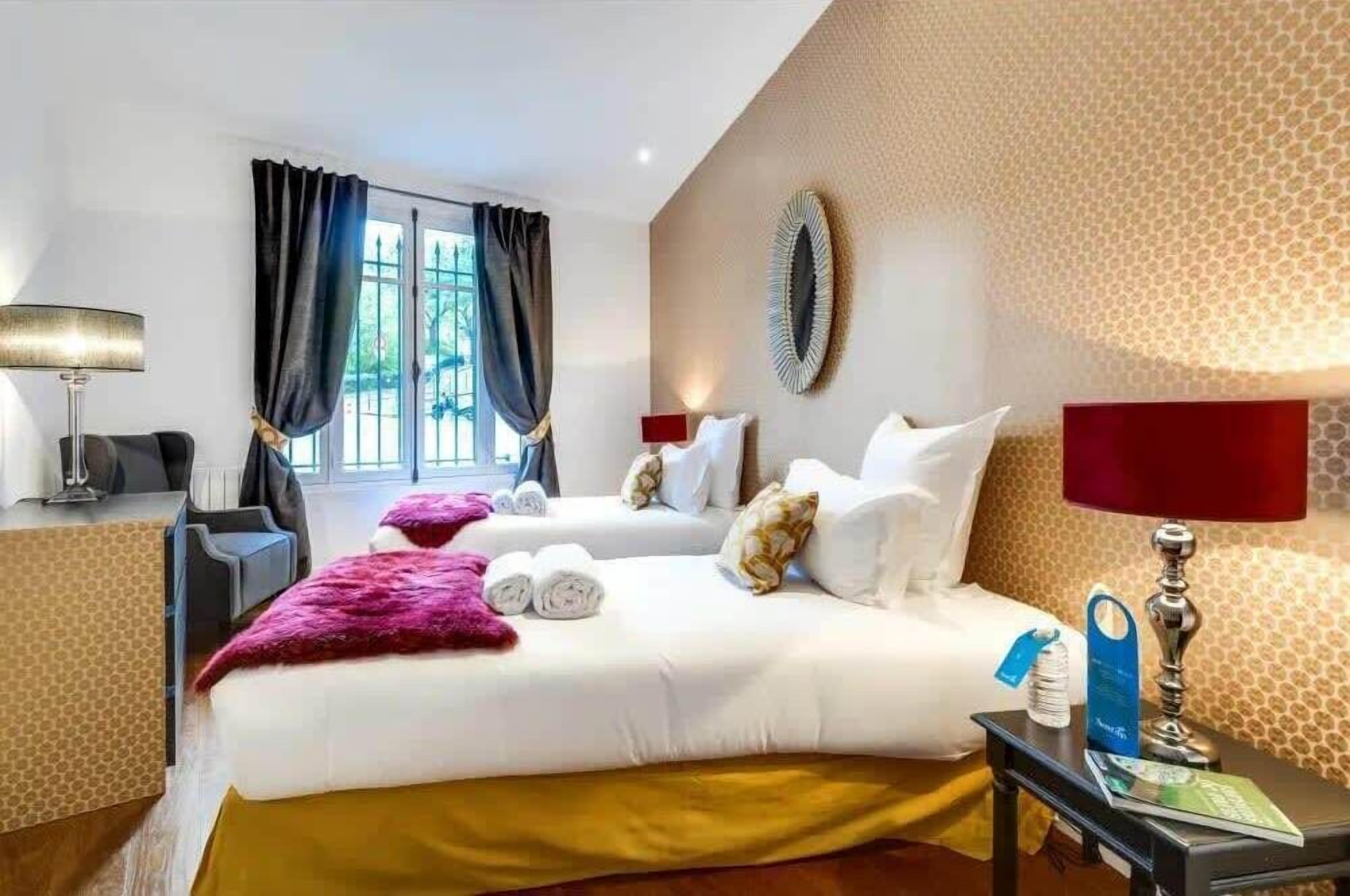 Huge And Bright 4bd For 10 Guests Sacre-coeur - Paris