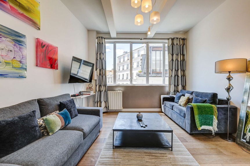 Montmartre Stylish And Bright 3bd With Terrace - ibis Paris Gare du Nord La Fayette