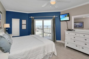 Condo, várias camas (Paradise Shores 310) | 2 quartos, individualmente decorados, individualmente mobiliados