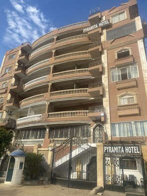 Fachada da propriedade