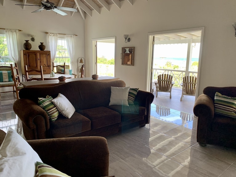 Stunning Villa Overlooking Oualie Beach Your Perfect Island Retreat! - Saint Kitts and Nevis
