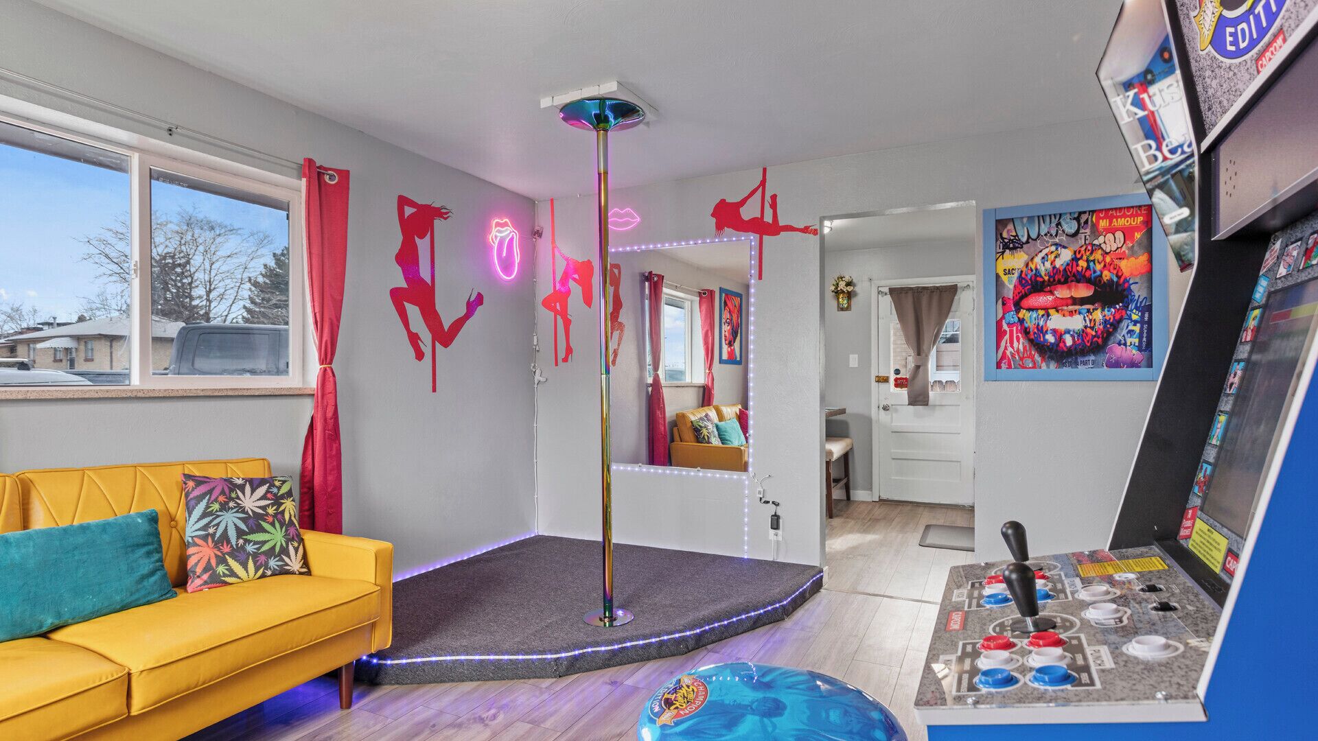 Redrocks Cozy Unit Hottub Arcade Dancepole - Morrison, CO