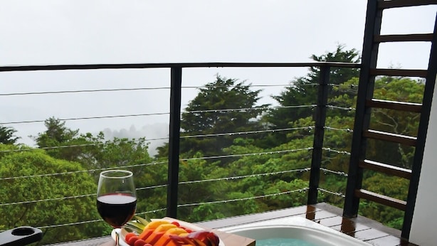 Suíte estúdio luxo, 1 cama King e sofá-cama, acessível, vista para a cidade | Terraço/pátio