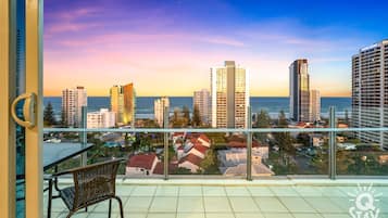 Apartamento, 2 quartos, vista para o oceano | Terraço/pátio interior