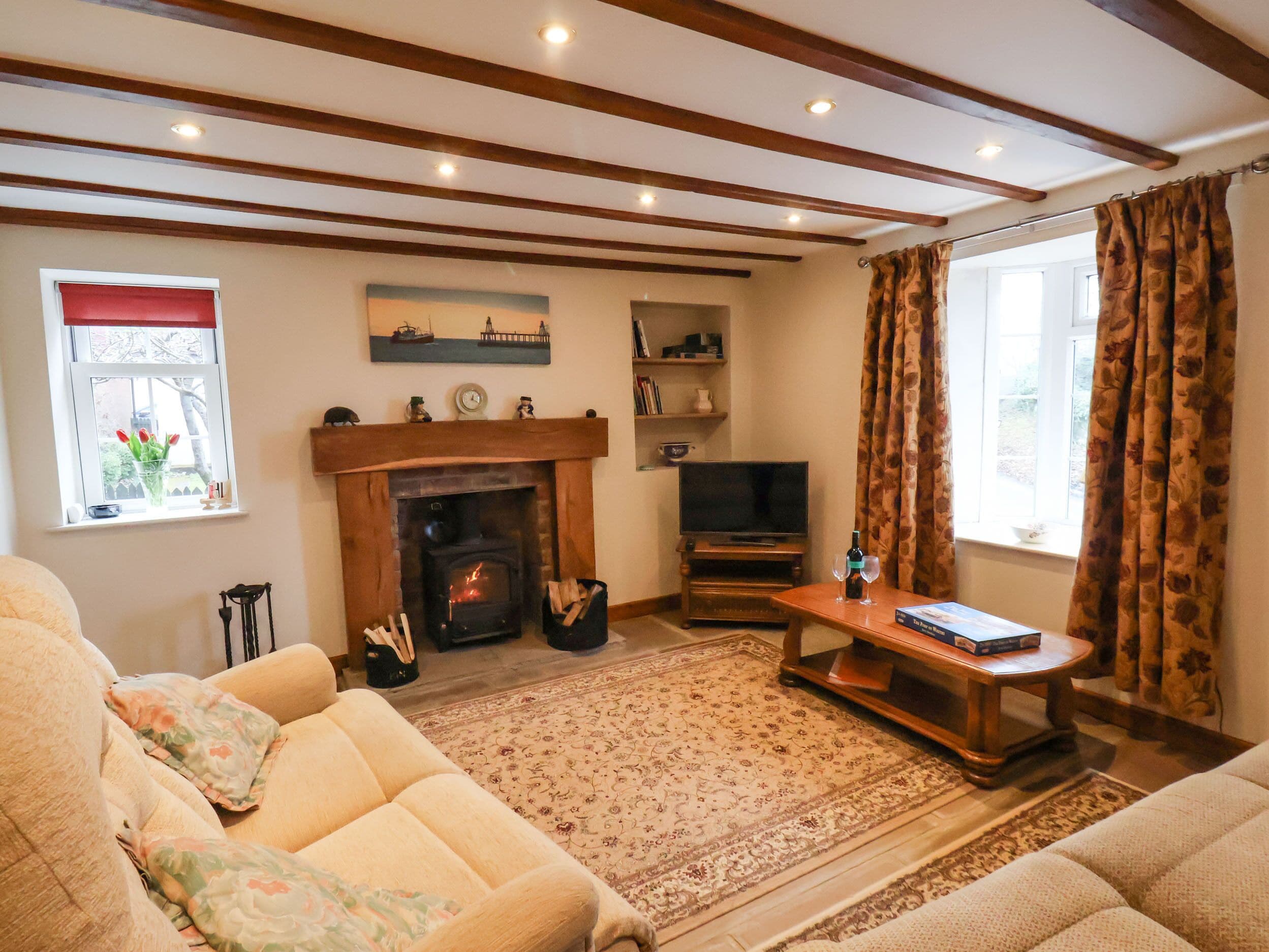 The Old Sweet Shop, Family Friendly, With Open Fire In Grosmont - Goathland