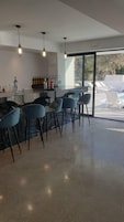 Bar (no alojamento)