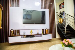 Smart TV de 55 de polegadas com canais digitais, televisor, Netflix