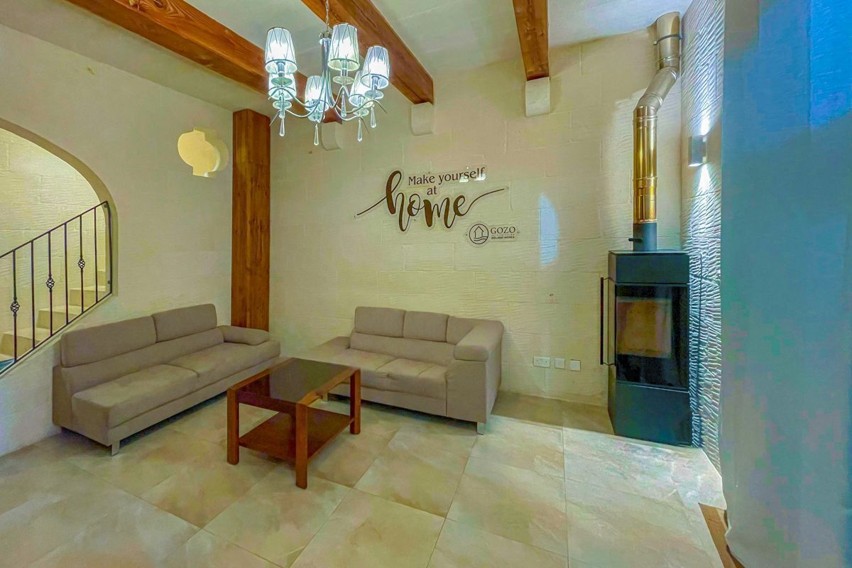 Sunset Serenity - Vier Schlafzimmer Villa, Schläft 9 - Malta