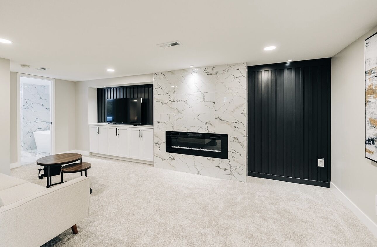 Beautiful Luxury 4br/2ba Recently Renovated With Open Concept - Cottage Grove, MN