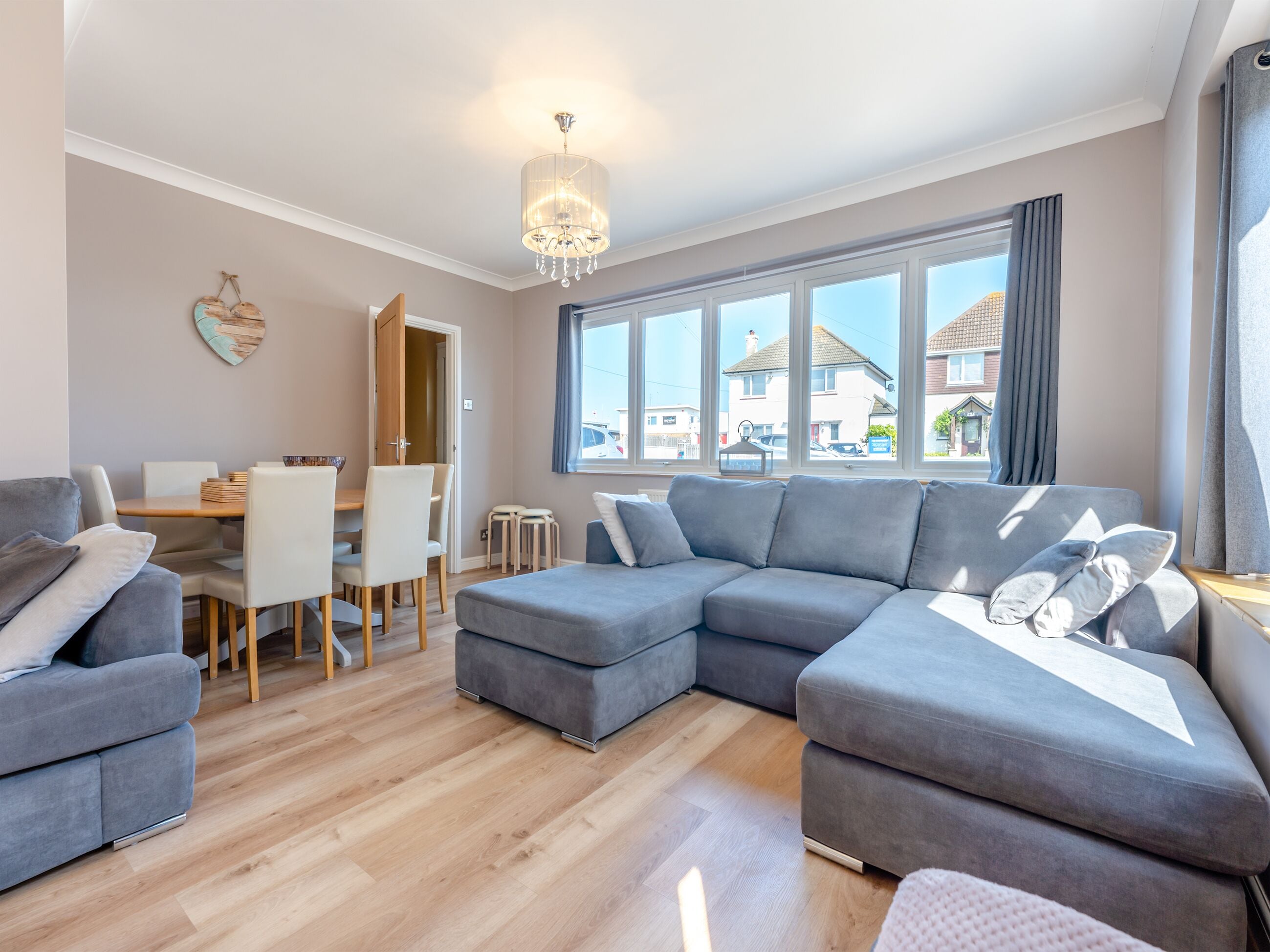 Beach Haven - Uk42241 - Dymchurch