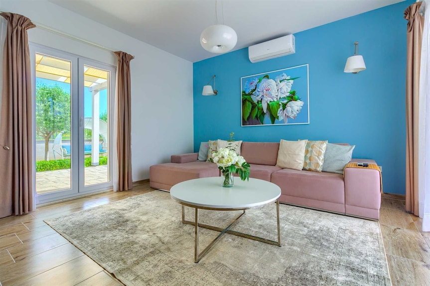 Villa Belleza - Uitzicht Op Zee, Verwarmd Zwembad, 70m Van Het Strand - Sevid