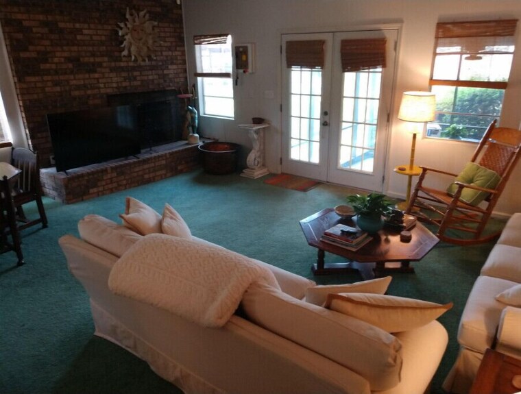 Waterfront Lot On Lake Blackshear. Great Location!! Large Dock For Gatherings! - Lake Blackshear, GA