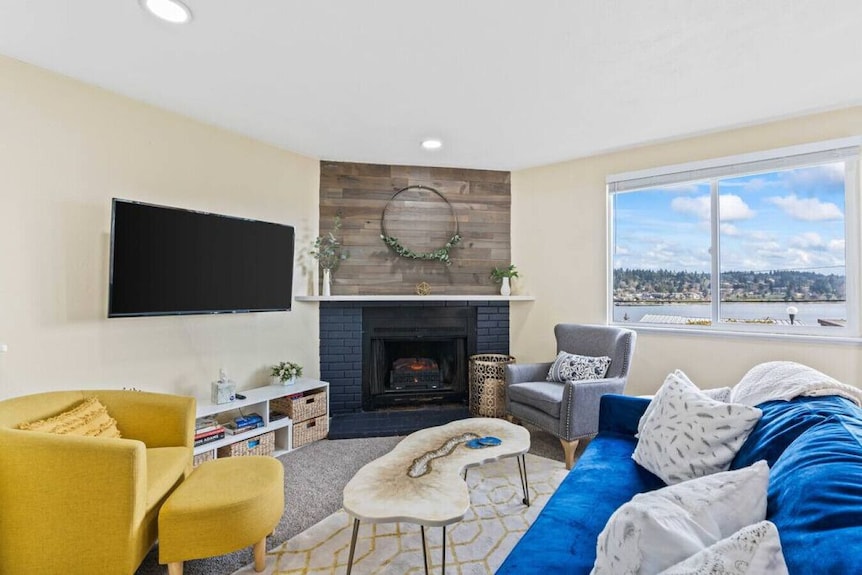 Sound View Stay-2 Br Duplex Unit W/ Water Views - ベインブリッジアイランド, WA