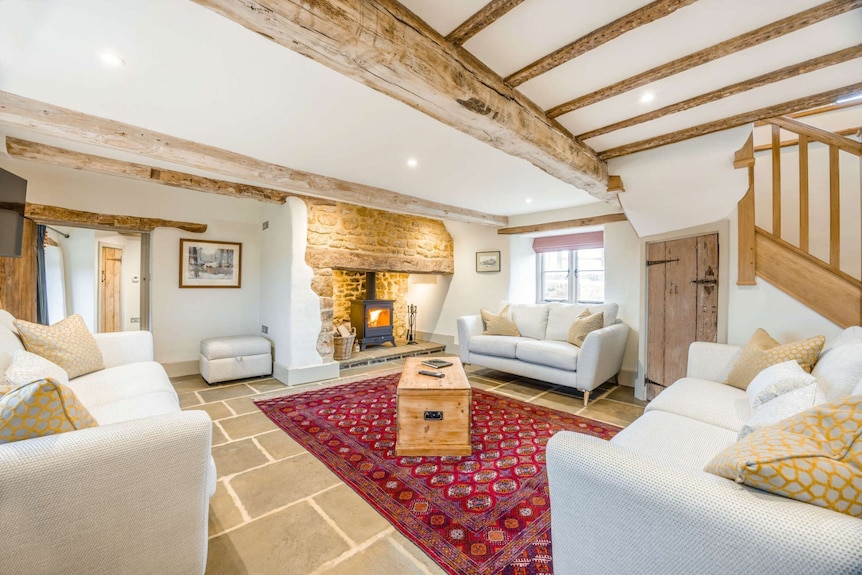 16th Century Converted Mill In The Cotswolds With A Hot Tub -Little Barford Mill - Oxfordshire