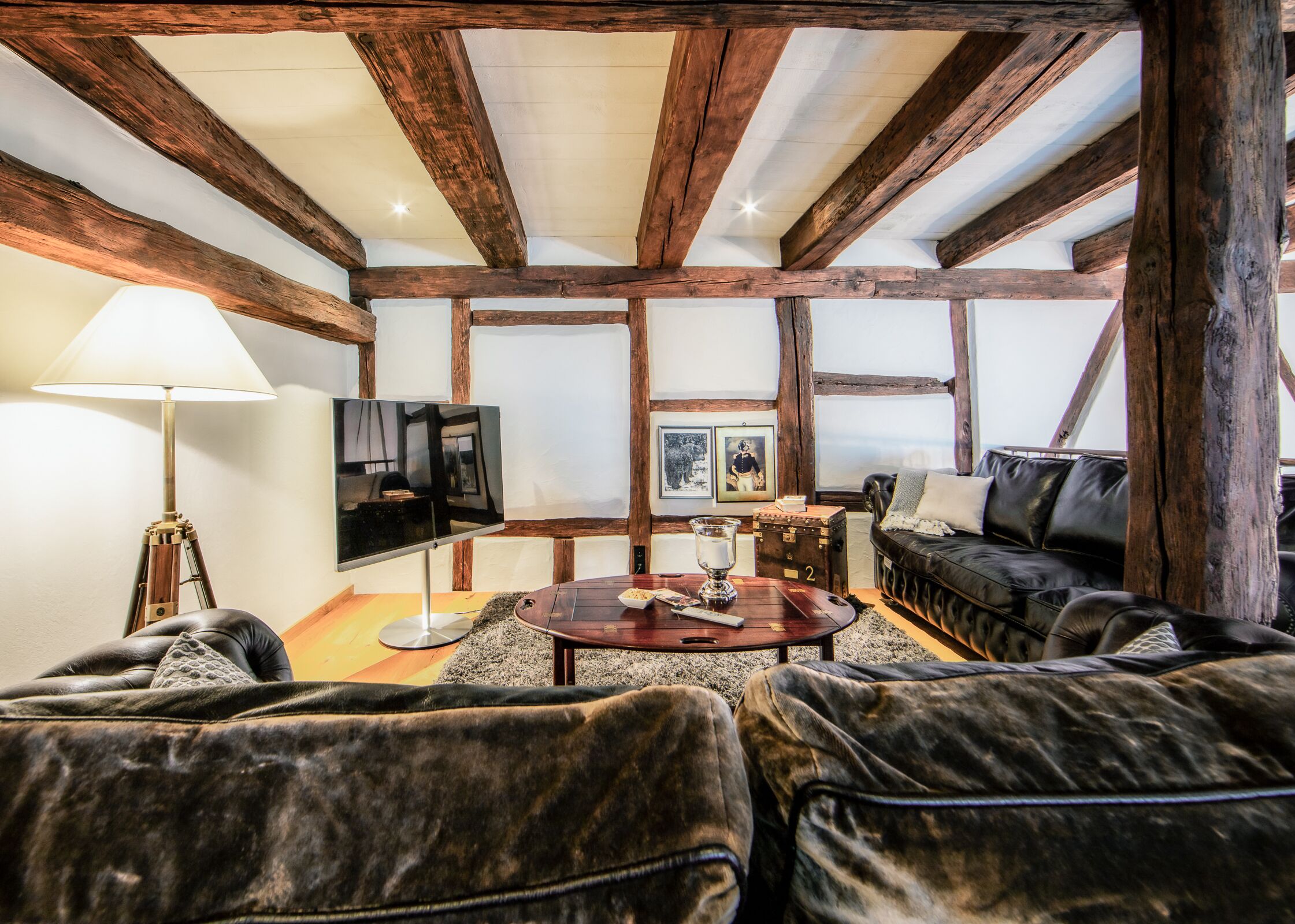 Fewo Galerie Im Ferienhaus Oberstaader In öHningen Für 2-8 Personen - Öhningen