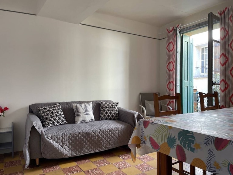 Appartement 3 Pièces 4 Pers à 100m De La Plage, Centre-ville, Balcon, Tv, Lave-linge, Ménage Inclus - Port-Vendres