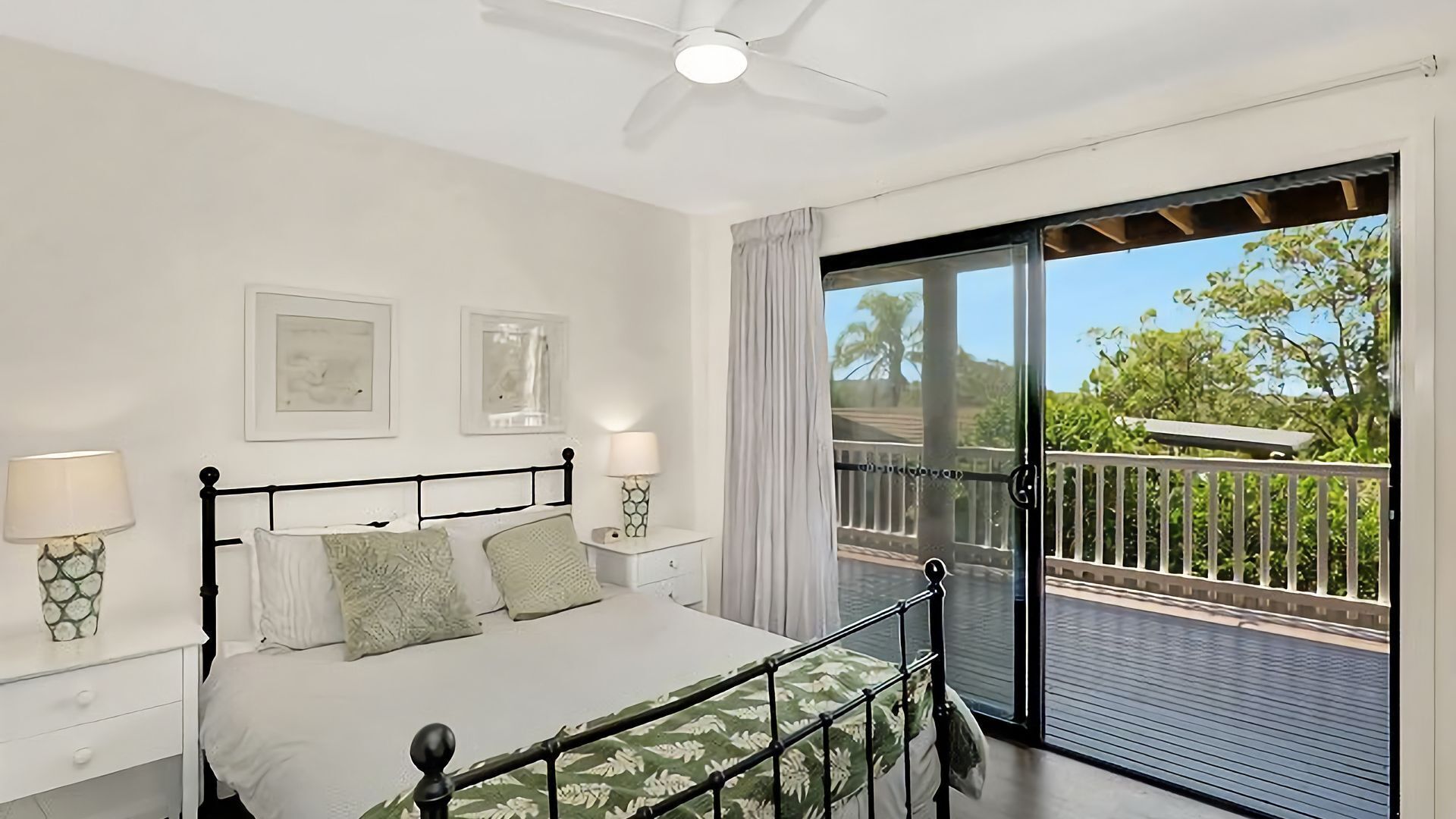 Hibiscus Hideaway Valla Beach 4br Home W/ Two Verandahs - Valla Beach