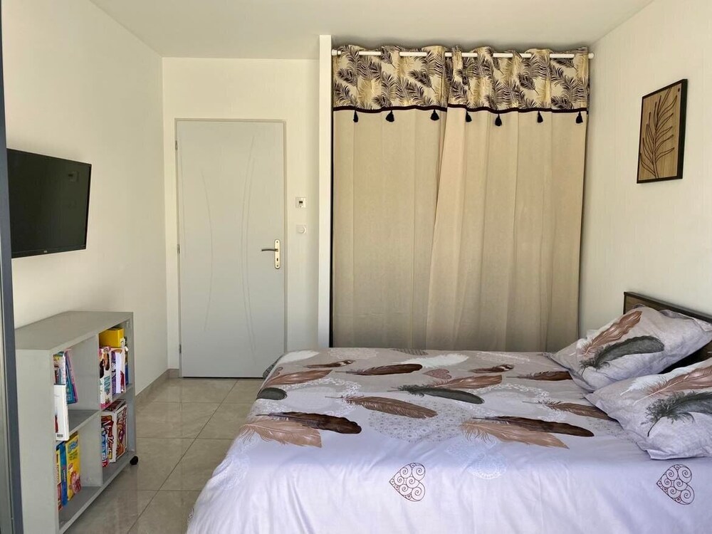 Villa with pool near Cap d'Agde - Valros | Vrbo