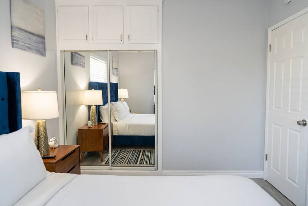 5-Bedroom Home Renovated in 2023 near Disneyland (p61) - Fullerton ...