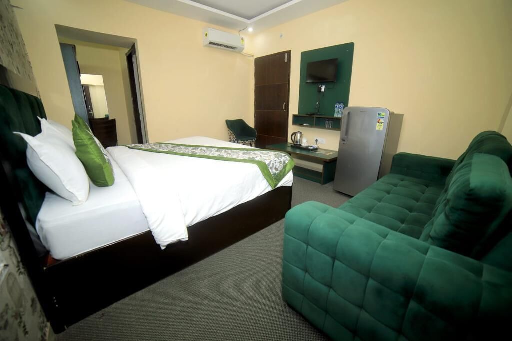 Tulsi Garden - Near Prem Mandir Vrindavan in Mathura: Reviews, Deals ...