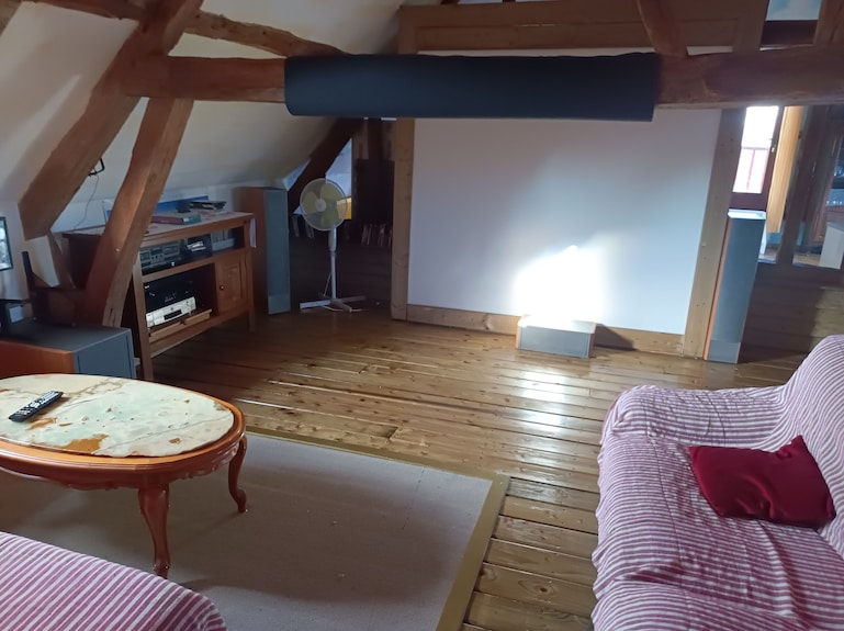 Fermette De L'an 1819 Pour 14 Personnes , à 250 M De Là Forêt Ardennaise. - Ardennes