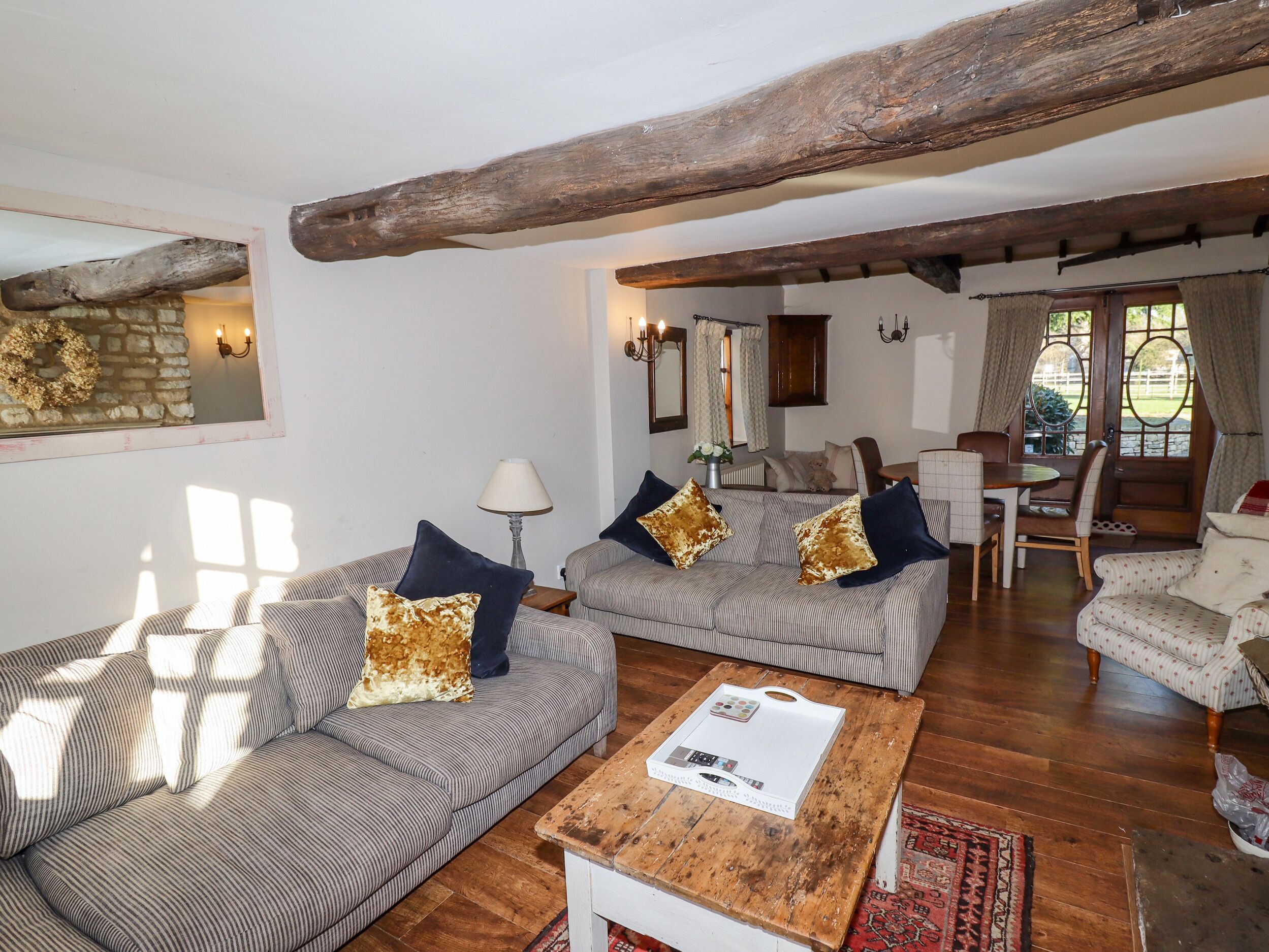 Garden Cottage, Pet Friendly, Character Holiday Cottage In Doncaster - Nottinghamshire