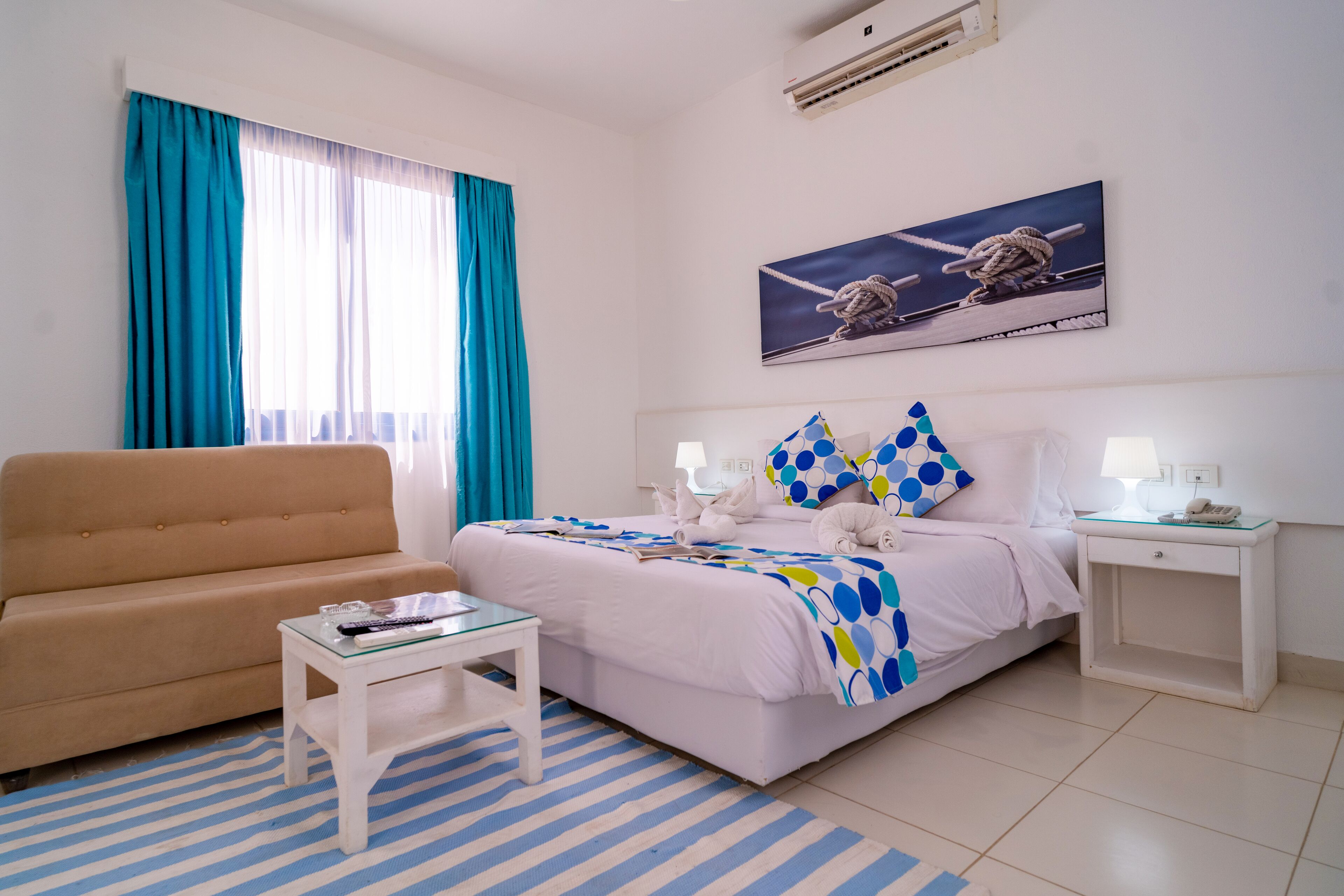 Cofre no quarto, Wi-fi grátis, roupa de cama fornecida 