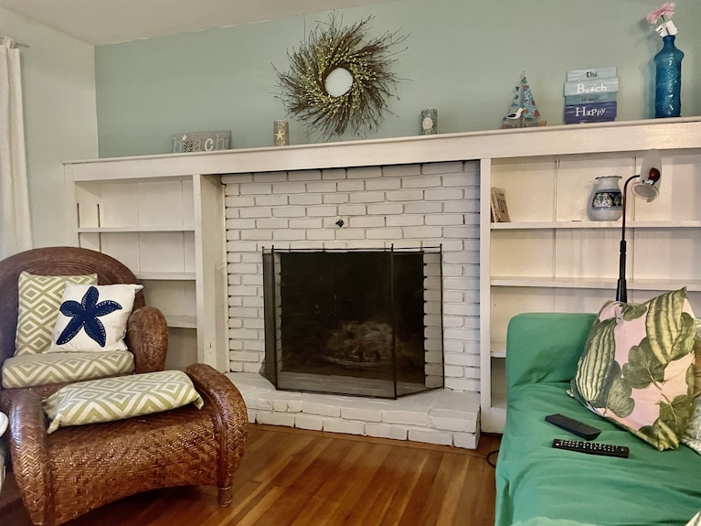 Posh Pad With King Beds Central A/c - Orleans, MA