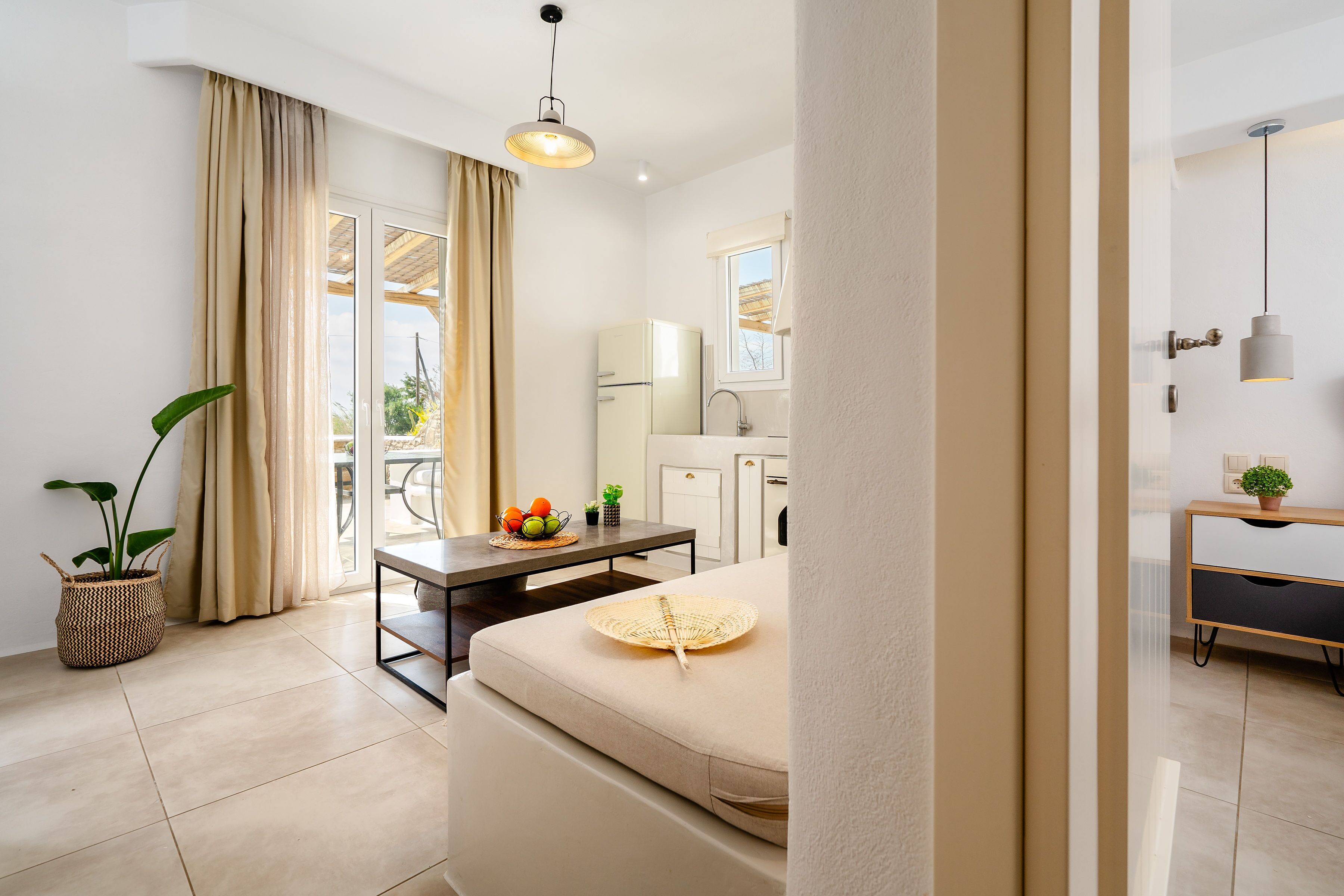 Santo Concept Luxury Grey Villa With Pool & Outdoor Jacuzzi Sea Views - Naxos