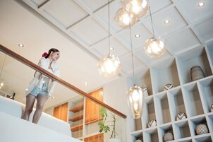 Loft (Loft Suite) | Roupa de alta qualidade, minibar, cofre no quarto, secretária