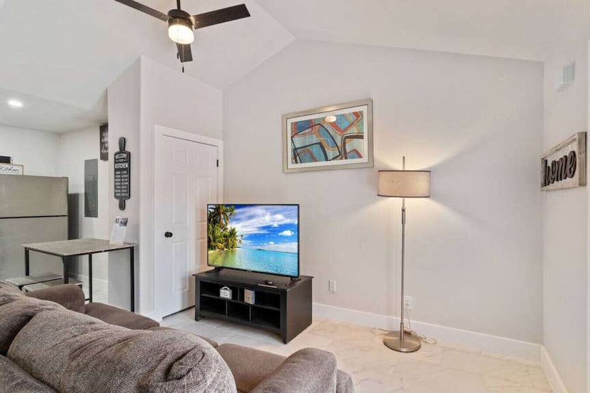 Wewelcome You To Our Suburban Luxury Apartment - San Antonio, TX