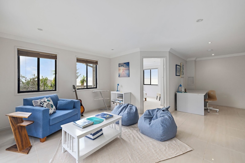 Lighthouse At Emerald Beach Amazing Ocean Views, Pet Friendly - Coffs Harbour