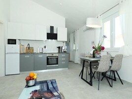 Apartamento (One Bedroom Apartment with Balcony) | Cozinha privada