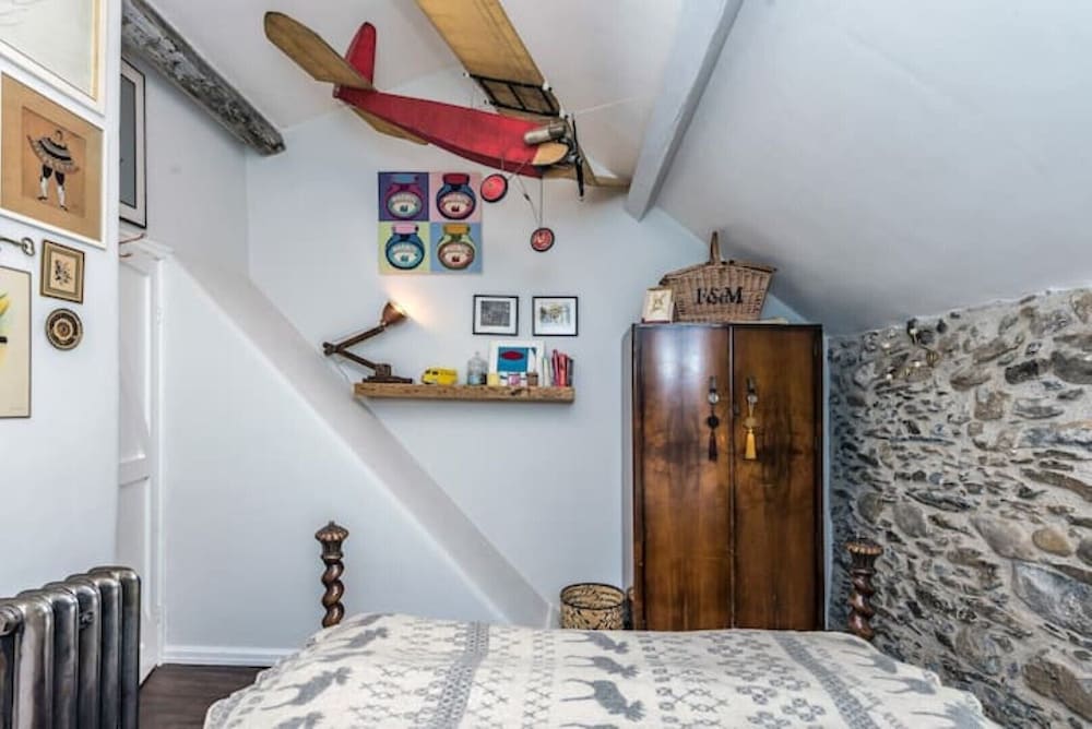 Relax in nature at this unique Snowdonia home - Tyn-y-Groes | Vrbo