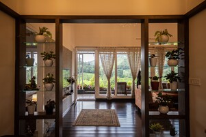 Villa de Luxo, 2 quartos, vista para o jardim, no rés do chão | Sala de estar | Impressoras 