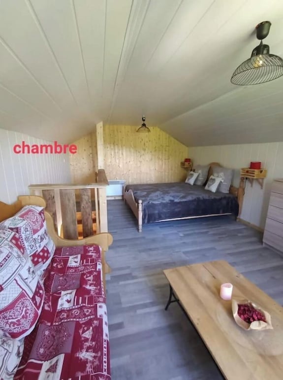 Charming Gîte With Jacuzzi, Baby, River Pond - Lure