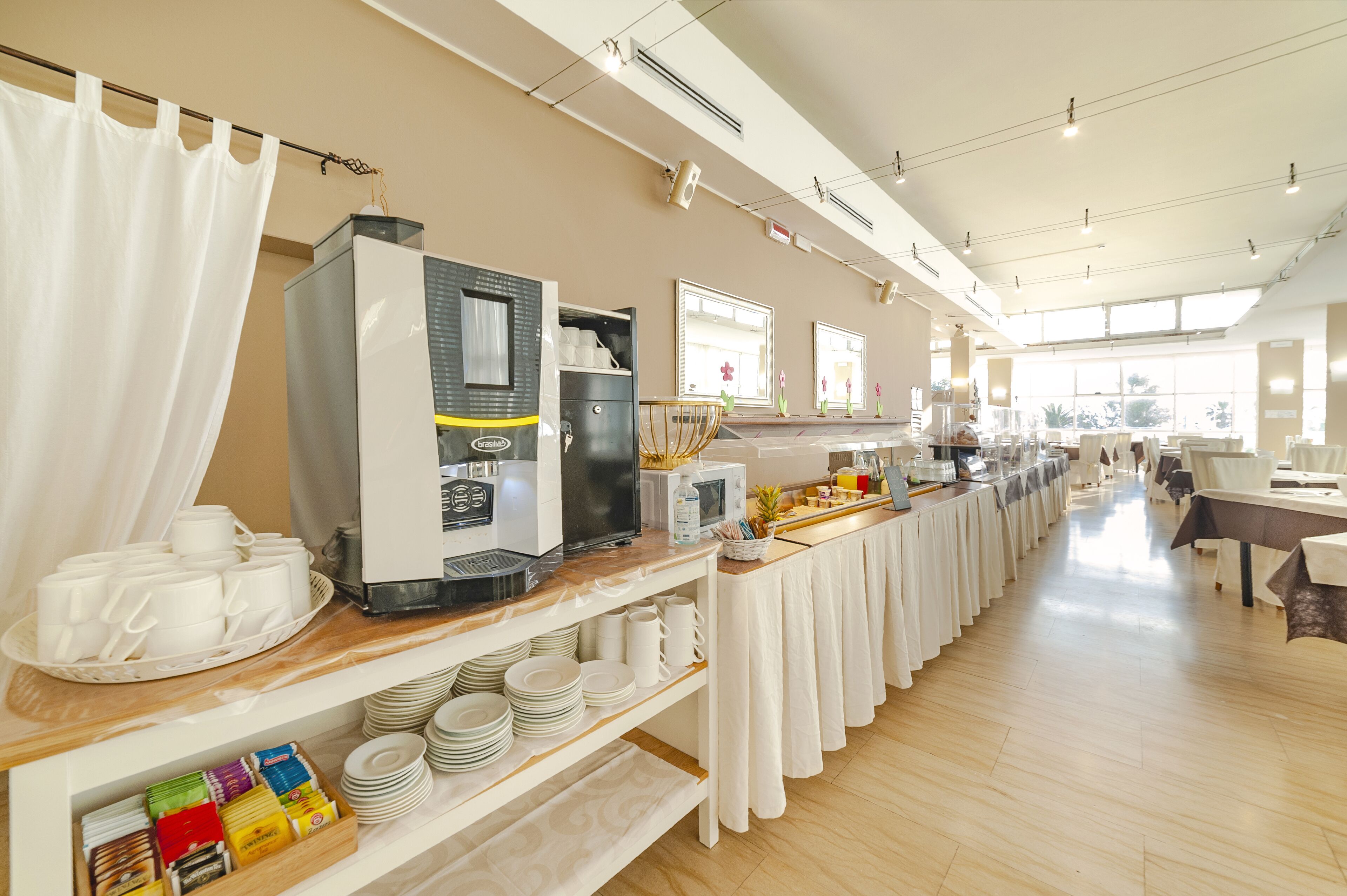 Buffet de pequeno-almoço