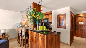 Apartamento em Condomínio Fechado, 1 cama king-size (Kona Reef D17) | Restaurantes