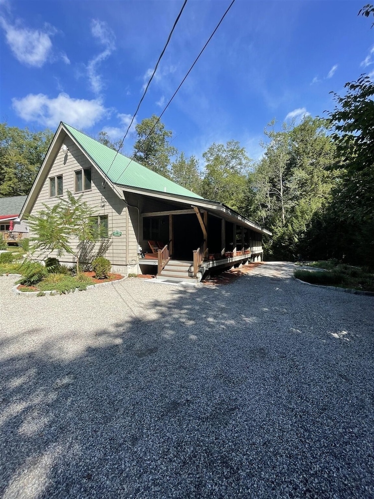 Good Times Chalet Limit 19 5 Bedroom Chalet By Redawning - Maine