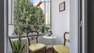 Apartamento básico, várias camas | Parte interna
