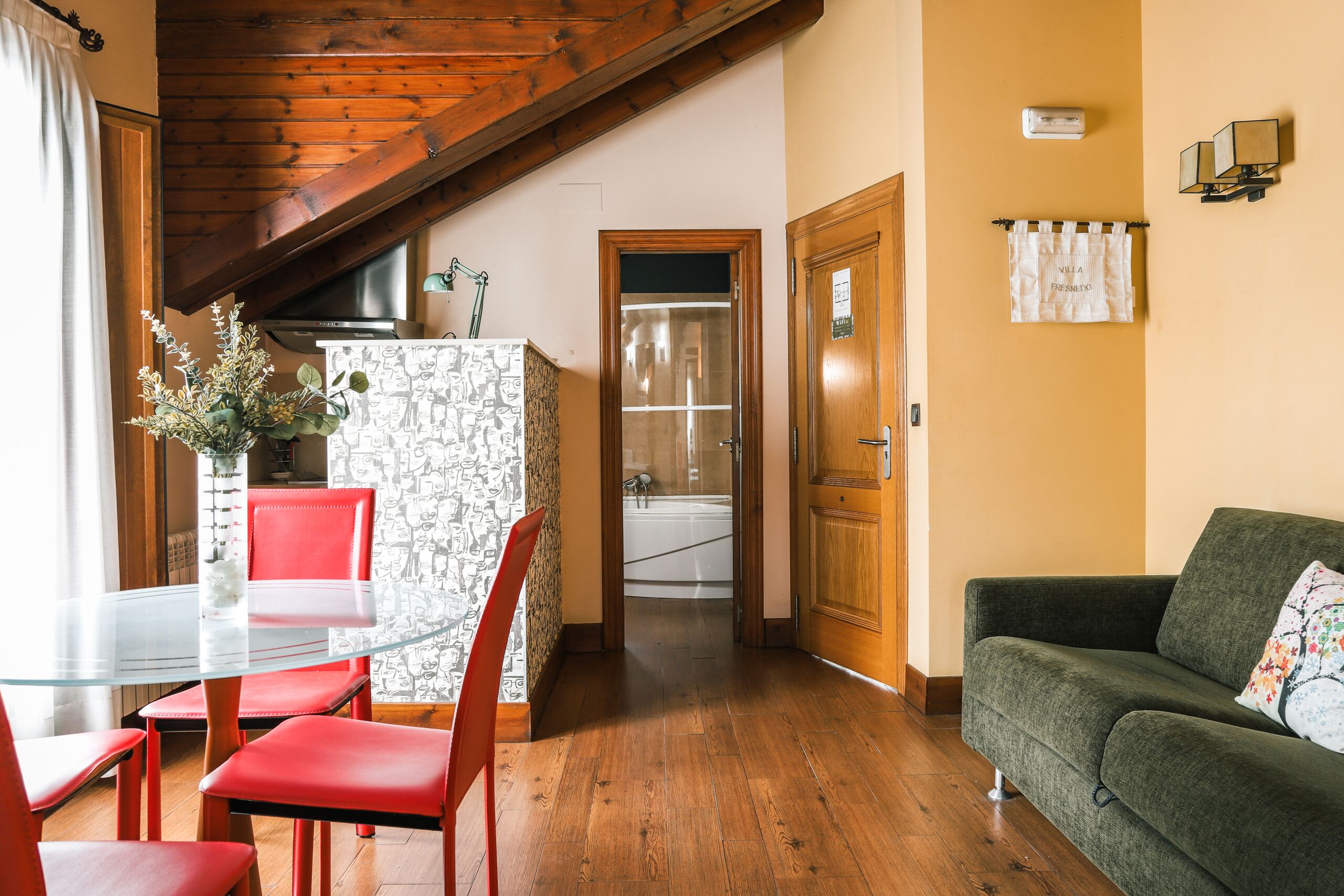 ÁTico Semi Rústico - Apartamentos Villa Fresnedo - Solares