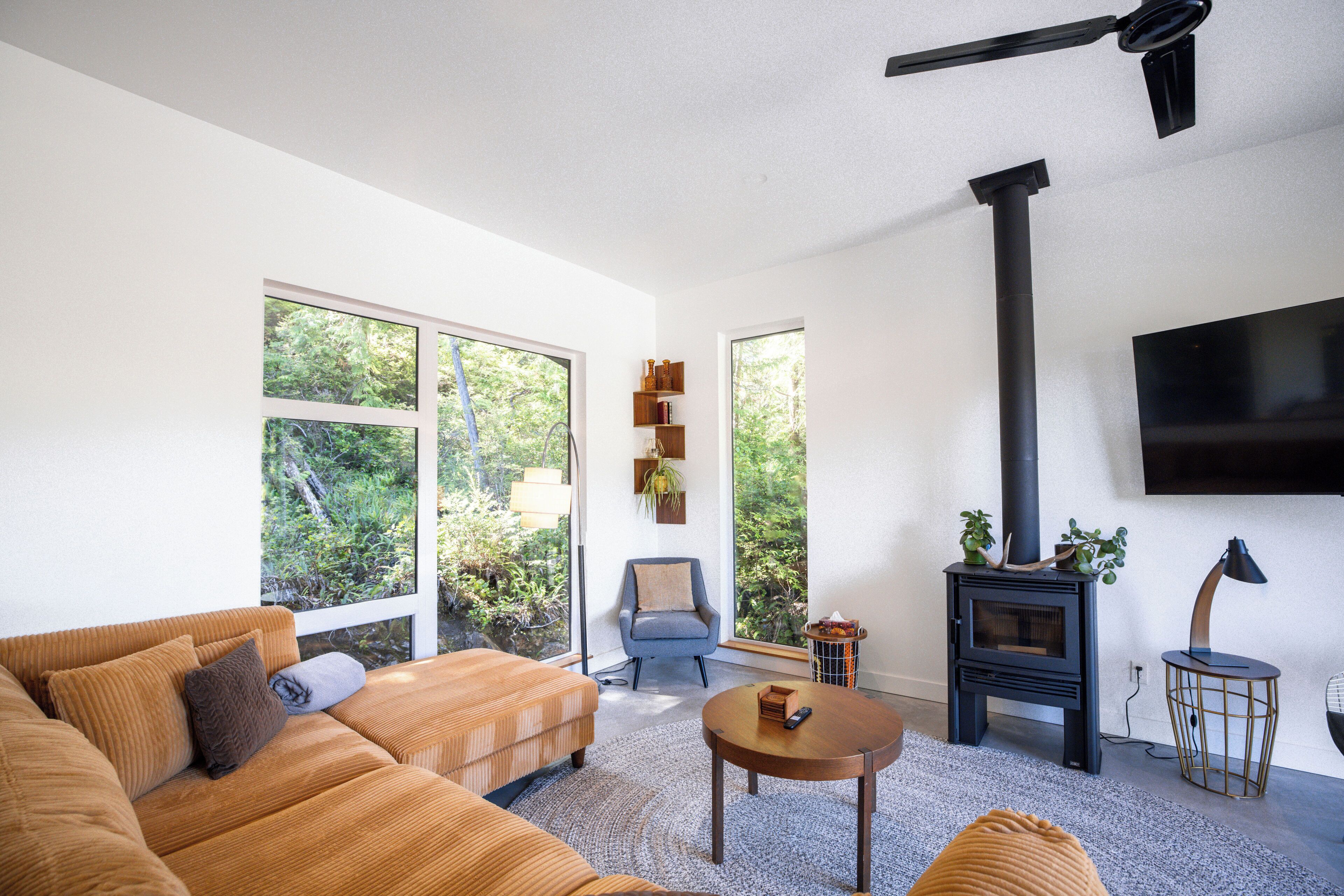 Cloudbreaker House - 토피노